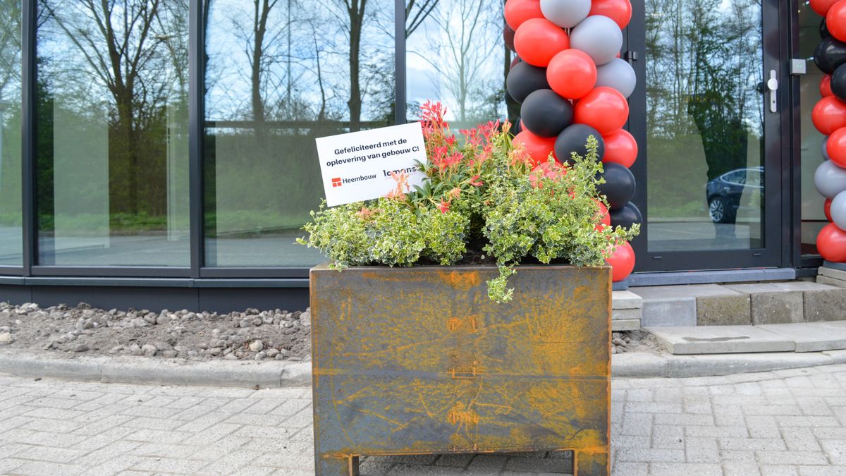 Heembouw levert eerste gerenoveerde kantoorgebouw Allseas Delft op