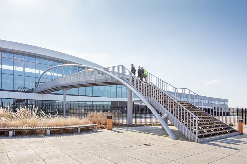 LKQ Fource | Duurzaam distributiecentrum met kantoor